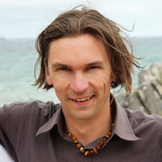 #49: Scott Phillips on his VR Walker shoe-based locomotion idea, Dactyl ...